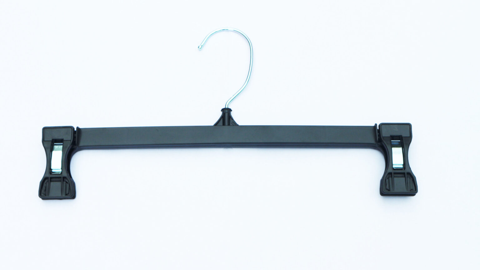 What's the difference between bottom hangers with pinch clips and ...