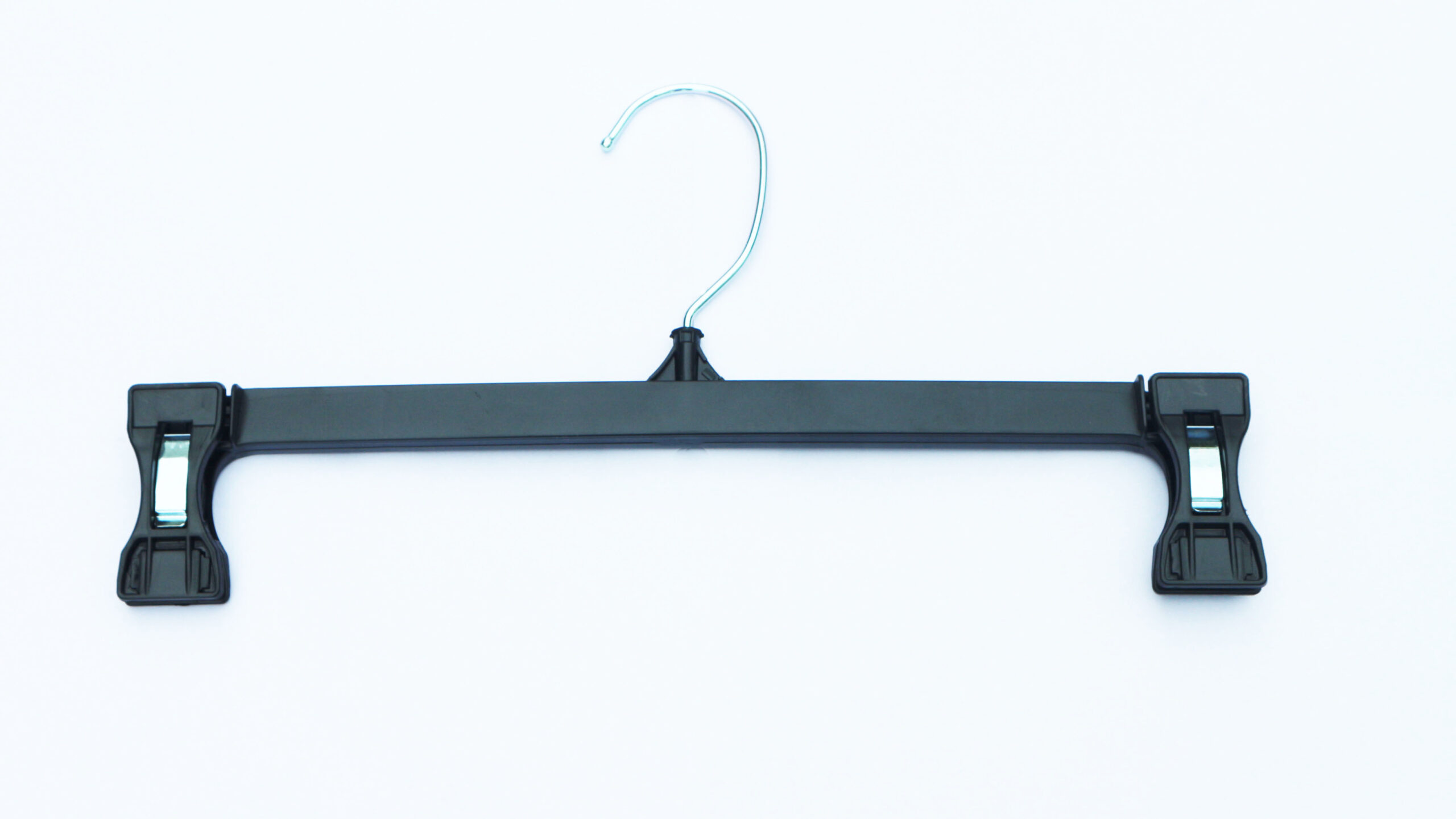 Advantages and notes when buying hangers with clips - ATT VIETNAM ...